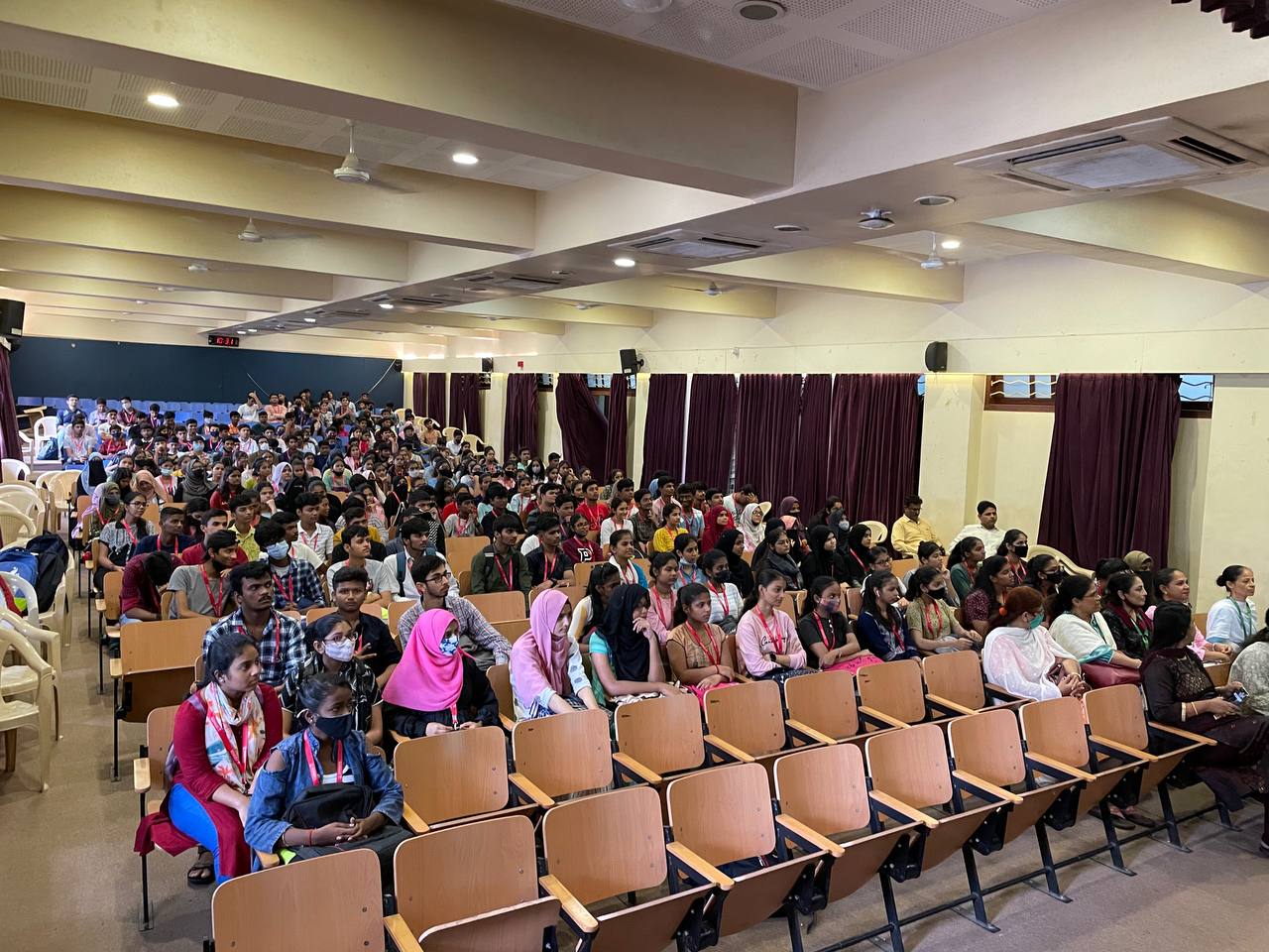 CAREER GUIDANCE ON JEE (2022) - SKVMC